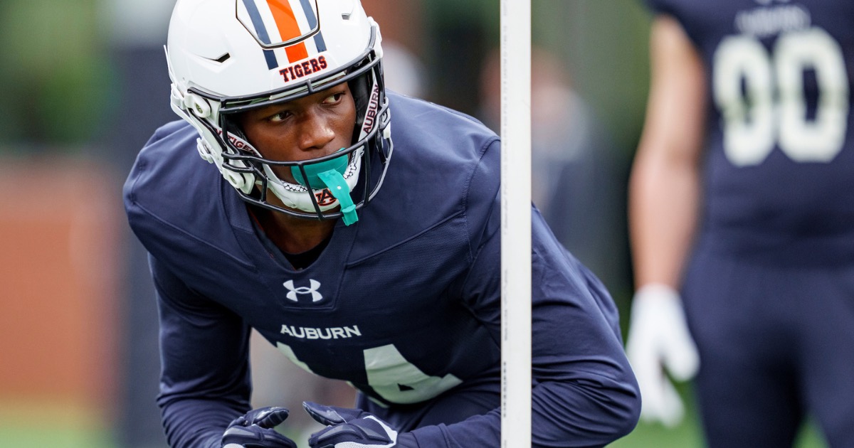 WR Robert Lewis high on Derrick Nix as OC: 'He's receiver-friendly'