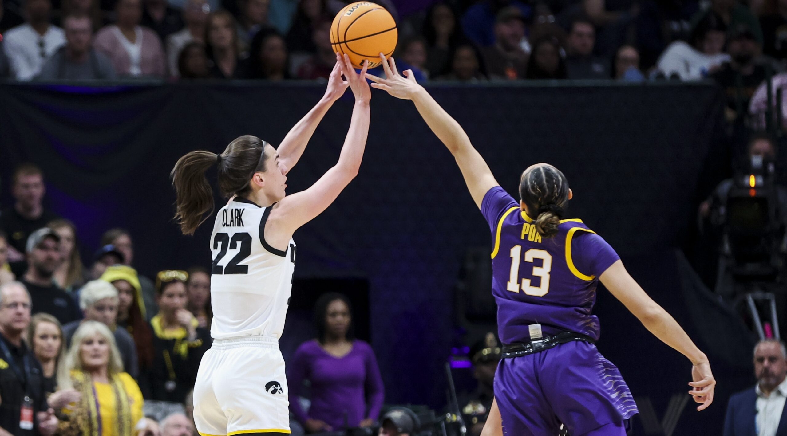 LSU's approach to "containing" Caitlin Clark in title game rematch - On3