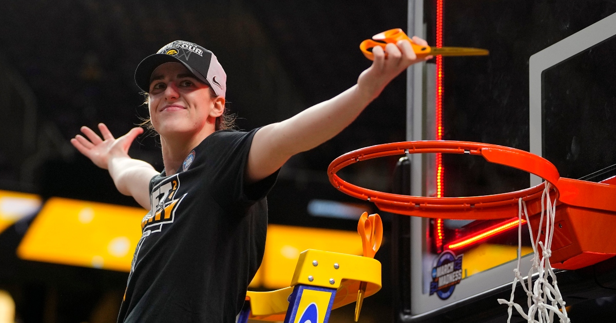 Caitlin Clark describes what makes her unique as a competitor ahead of ...