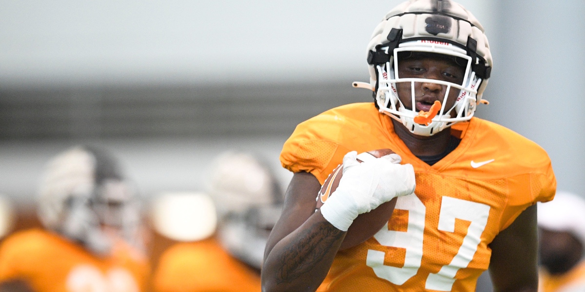 Tennessee DL Jayson Jenkins plans to enter NCAA transfer portal - On3