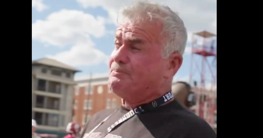 Roll Tide Willie calls for 'Blitz Bama Blitz' during Alabama practice - On3