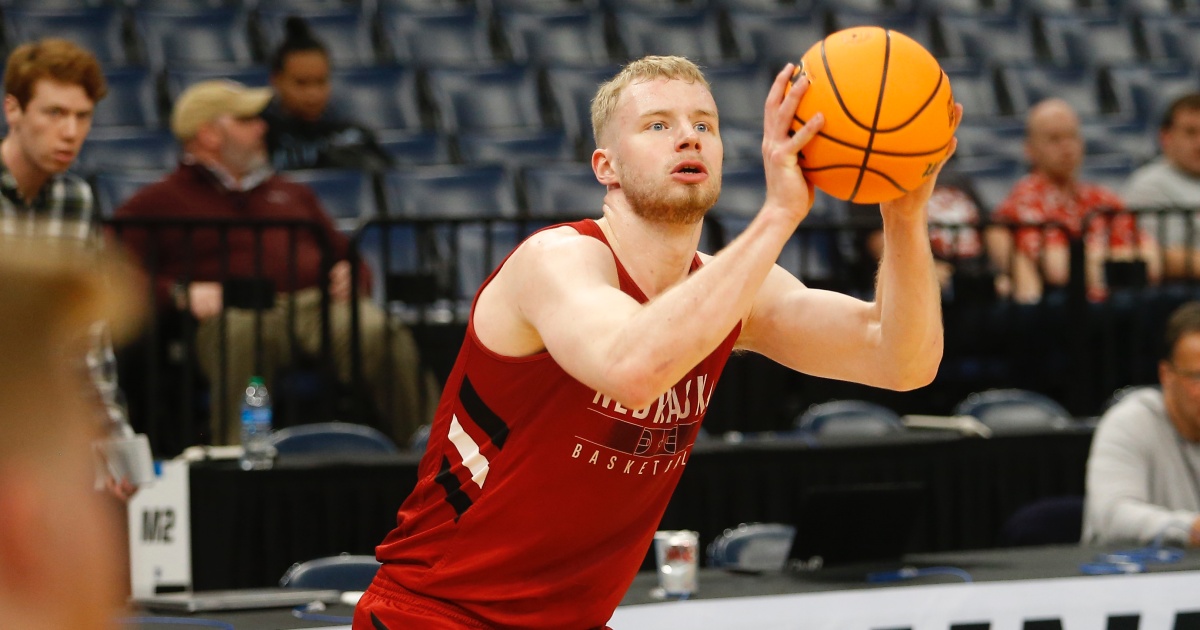 Rienk Mast still weighing his options on Nebraska, turning pro