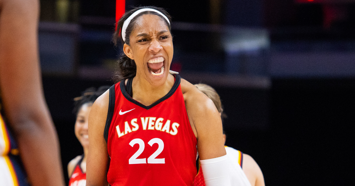 A'ja Wilson takes massive victory lap on teammates following South ...