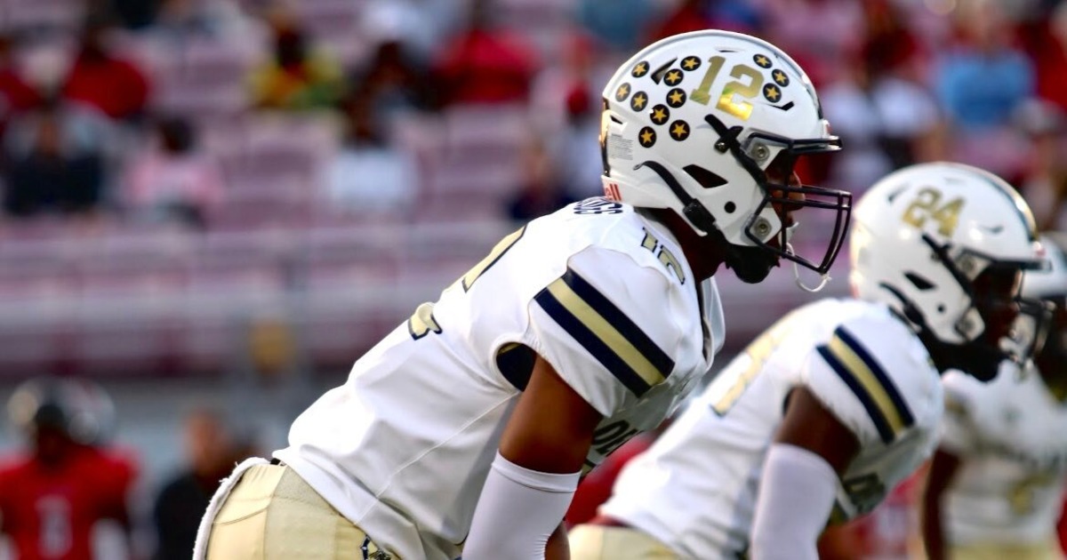 Linebacker Ethan Johnson takes in Kansas State visit