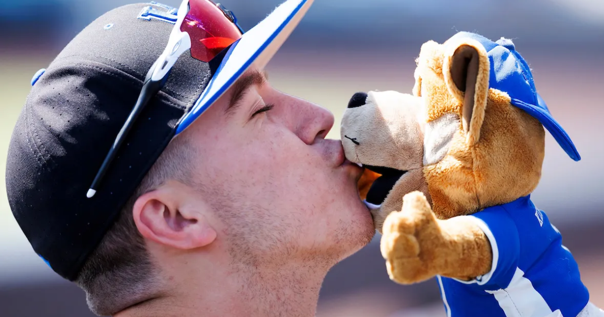 Comeback Cats overcome seven-run deficit to down Auburn 13-8