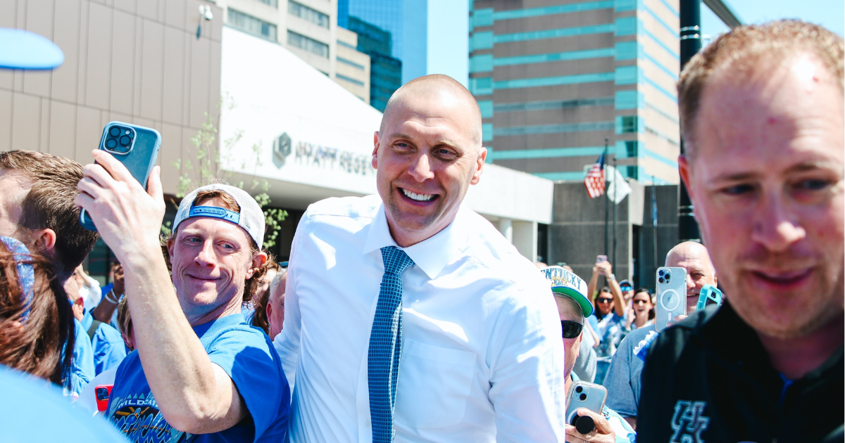 LOOK: Mark Pope greets massive group of fans outside Rupp Arena ahead ...