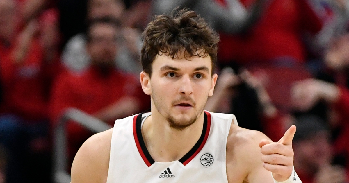 UMass transfer Matt Cross sets visits to Wisconsin, Iowa this week - On3