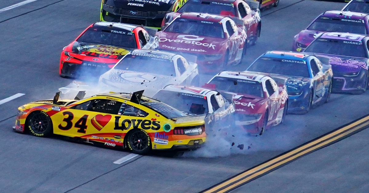 Michael McDowell apologizes to drivers involved in last lap wreck after ...