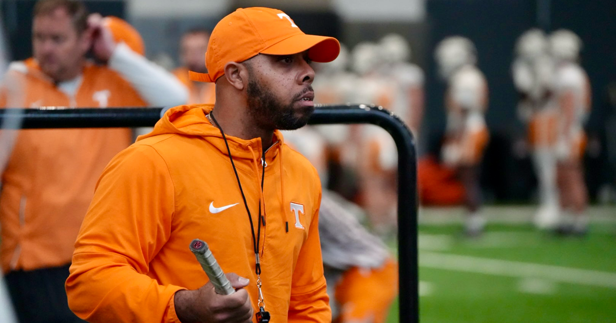 Tennessee's De'Rail Sims talks running backs vs. Syracuse