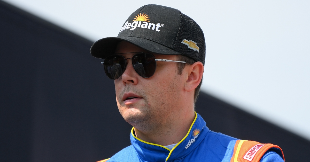 Erik Jones announces he has spinal fracture, will miss Dover after ...