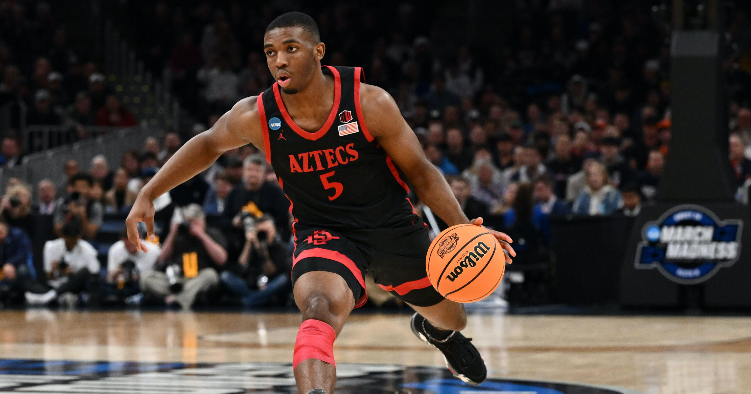 Kentucky basketball officially adds Lamont Butler to 2024 roster - On3