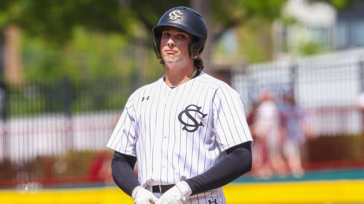 Gavin Casas leaves SEC Tournament game with right hand injury - On3