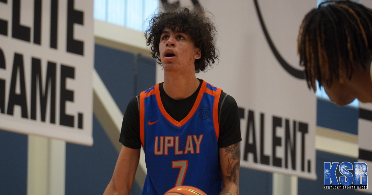 5-star '25 wing Will Riley expects to visit Kentucky "sometime soon"