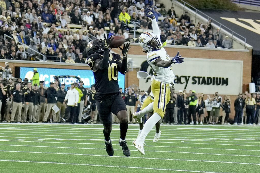 Transfer Portal Tidbits: LSU reaches out to a top cornerback - On3