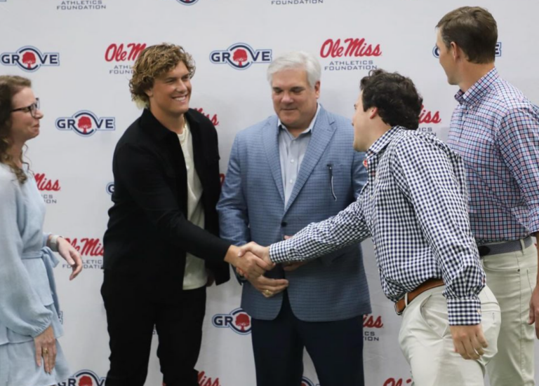 LOOK: An (Ole Miss) Evening with Eli Manning and Jaxson Dart