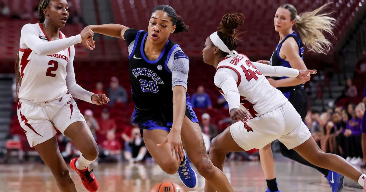 Former Kentucky WBB guard Amiya Jenkins among top 10 players still in ...