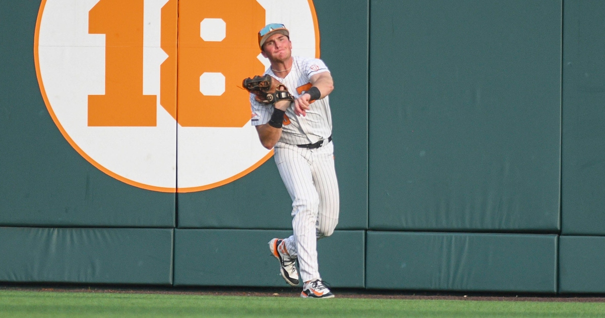 Tennessee nets six All-Region picks, Dylan Dreiling named MVP