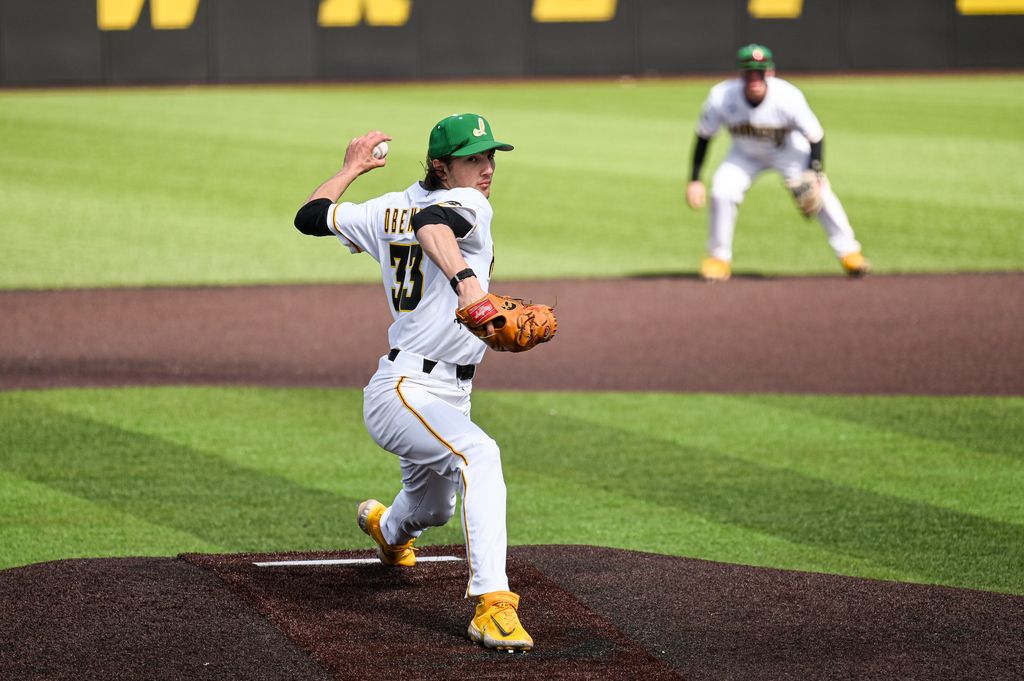 Cade Obermueller to start on Friday night against Illinois