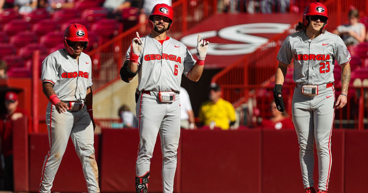 Georgia shoots into top-10 ahead of final regular season series
