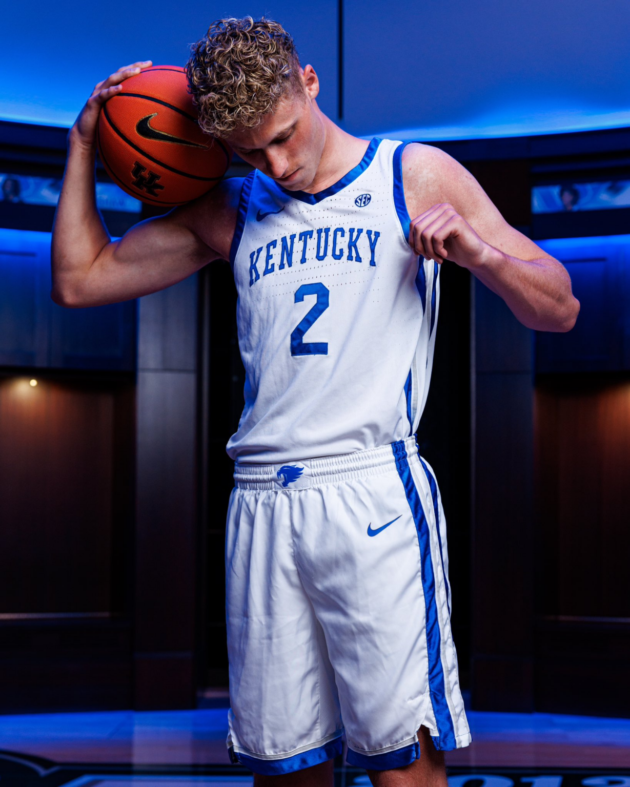 LOOK: Collin Chandler rocks Kentucky blue for the first time