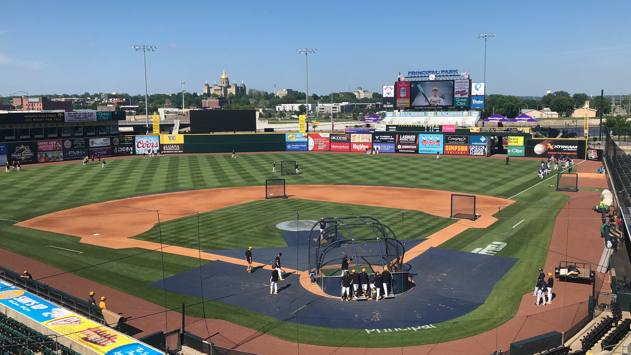 Offense struggles, Hawkeyes come up short against FIU