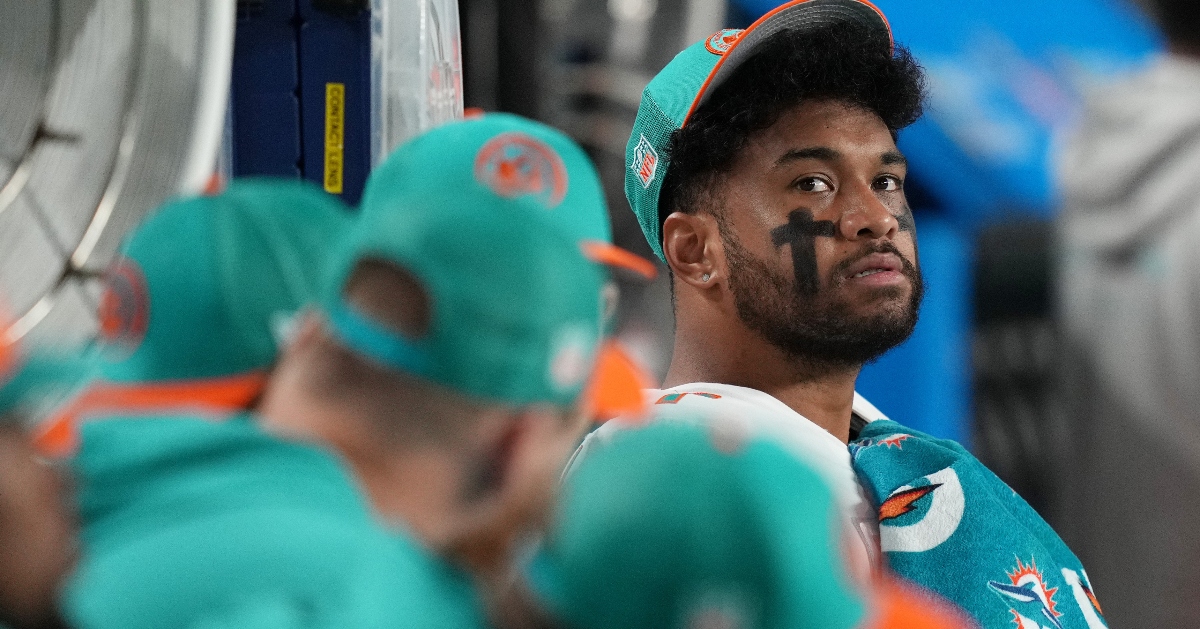 Report: Tua Tagovailoa skipping majority of Dolphins OTAs as agent ...