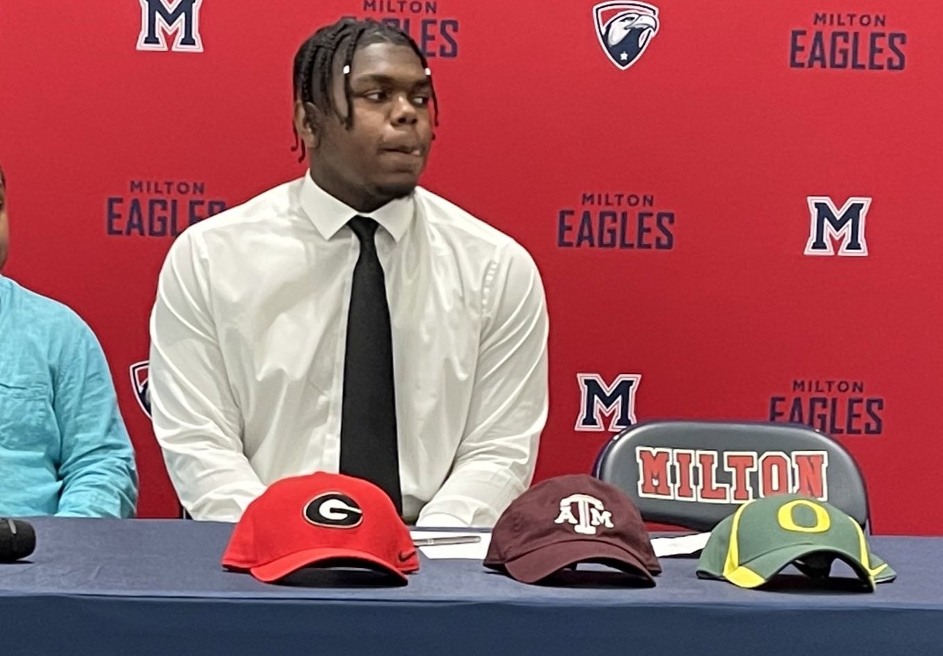 College football signing day store
