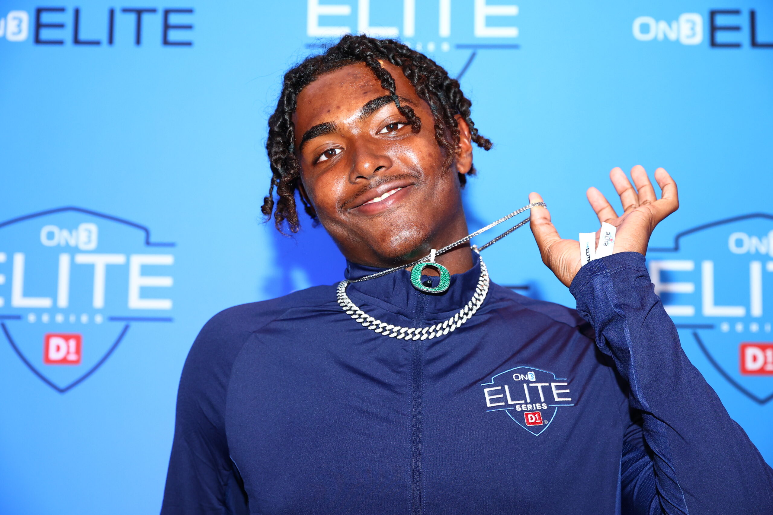 Akili Smith Jr, 4-star QB, excited to lead Oregon's 2025 class