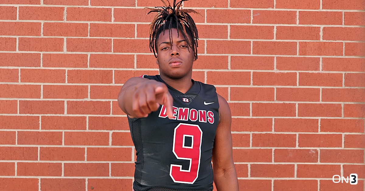 Five-star EDGE Isaiah Gibson 'enjoyed everything about' South Carolina ...