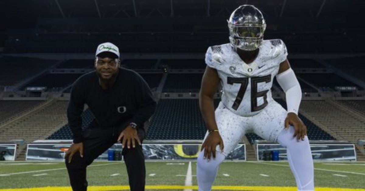 QUACK: Oregon Lands Three-Star Offensive Line Commit - On3