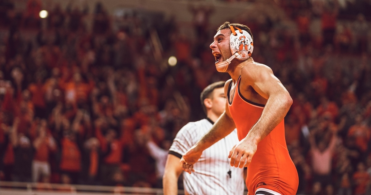 Former Oklahoma State wrestler Nick Piccininni remains undefeated in ...