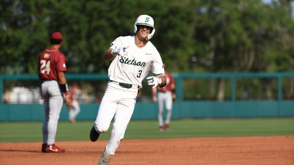 Florida Gators get commitment from outfielder Kyle Jones