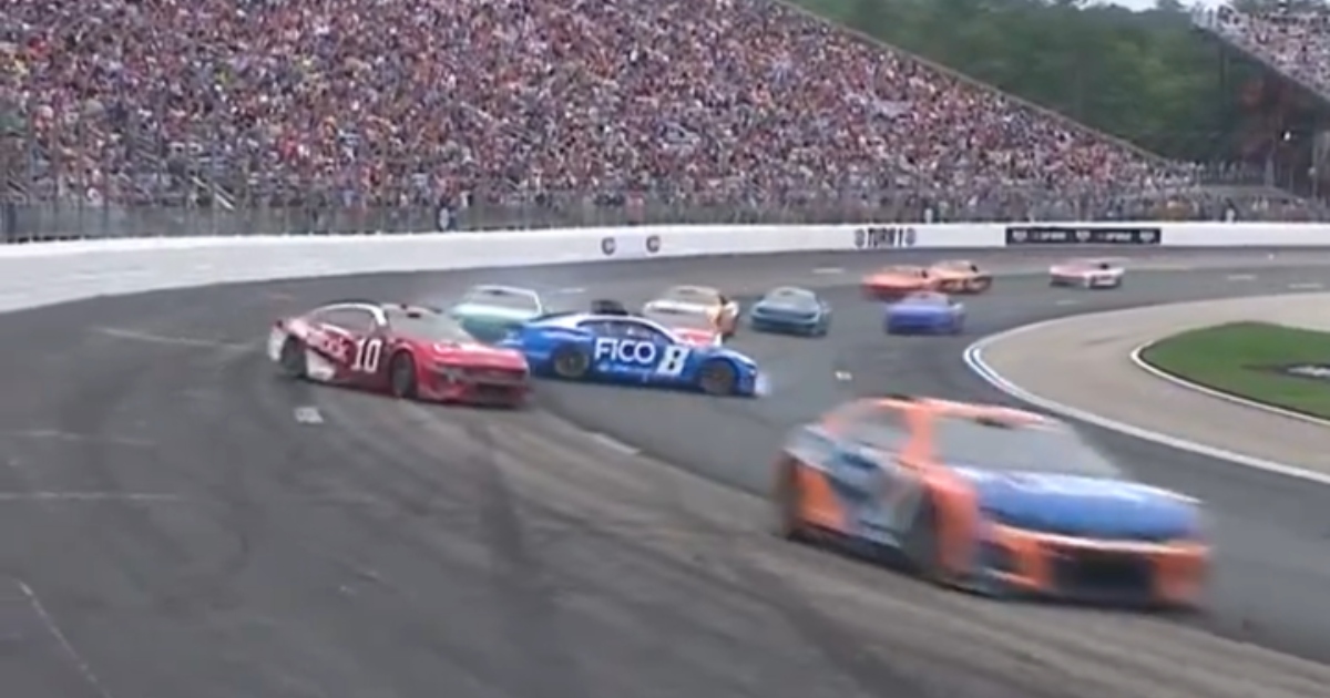 Kyle Busch slips up, wrecks with Noah Gragson at New Hampshire: 'It's f ...