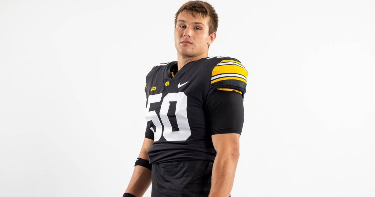 Joey VanWetzinga builds bonds on official visit