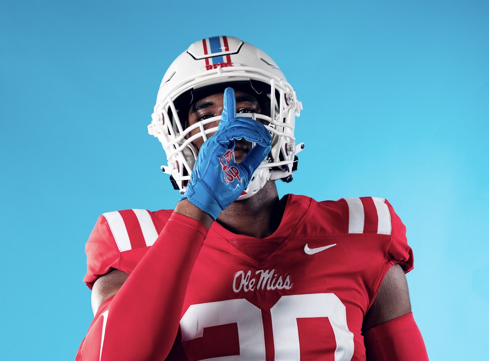 Ole Miss beats out LSU and TCU for DL Corey Adams