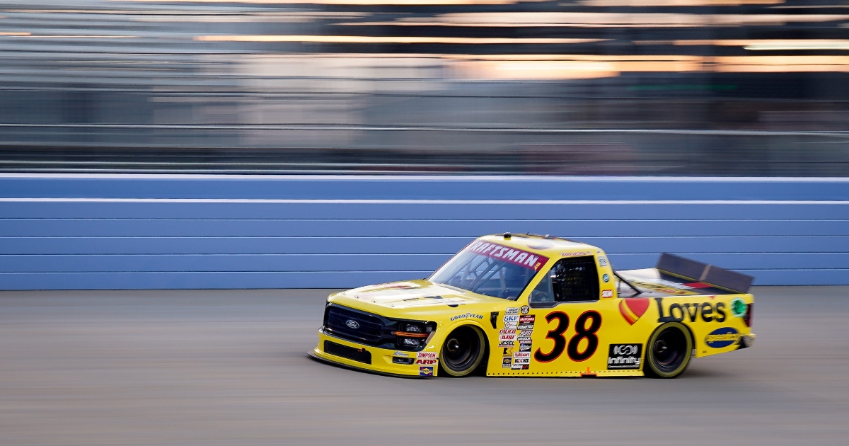 Layne Riggs goes back-to-back, wins Truck Series race at Bristol Motor ...