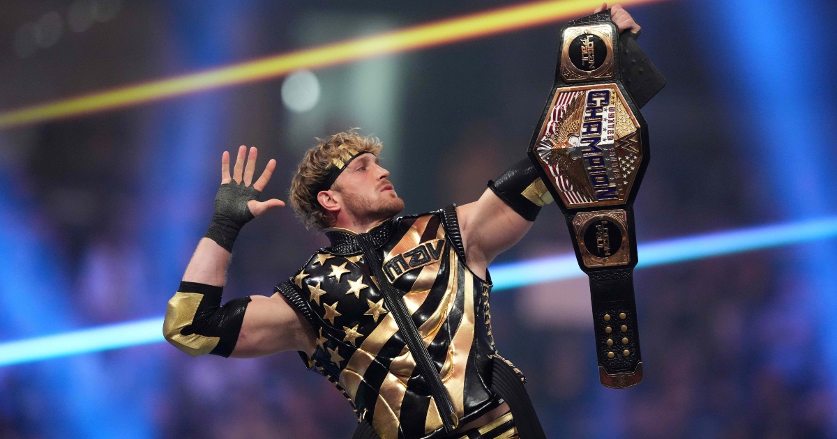 Logan Paul, Tyrese Haliburton fight against Jalen Brunson at WWE ...