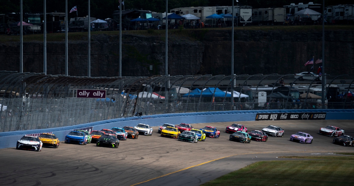 Kyle Petty rips drivers, calls on NASCAR to penalize blocking following ...