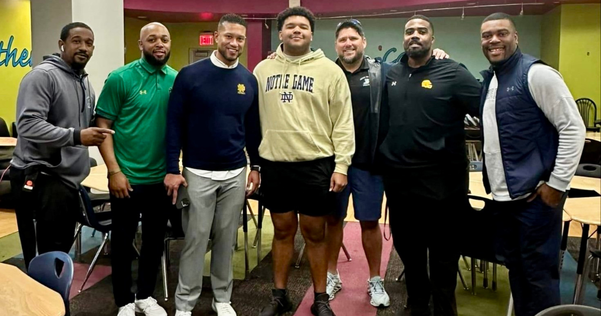 Why 2025 DL Davion Dixon remains committed to Nottre Dame