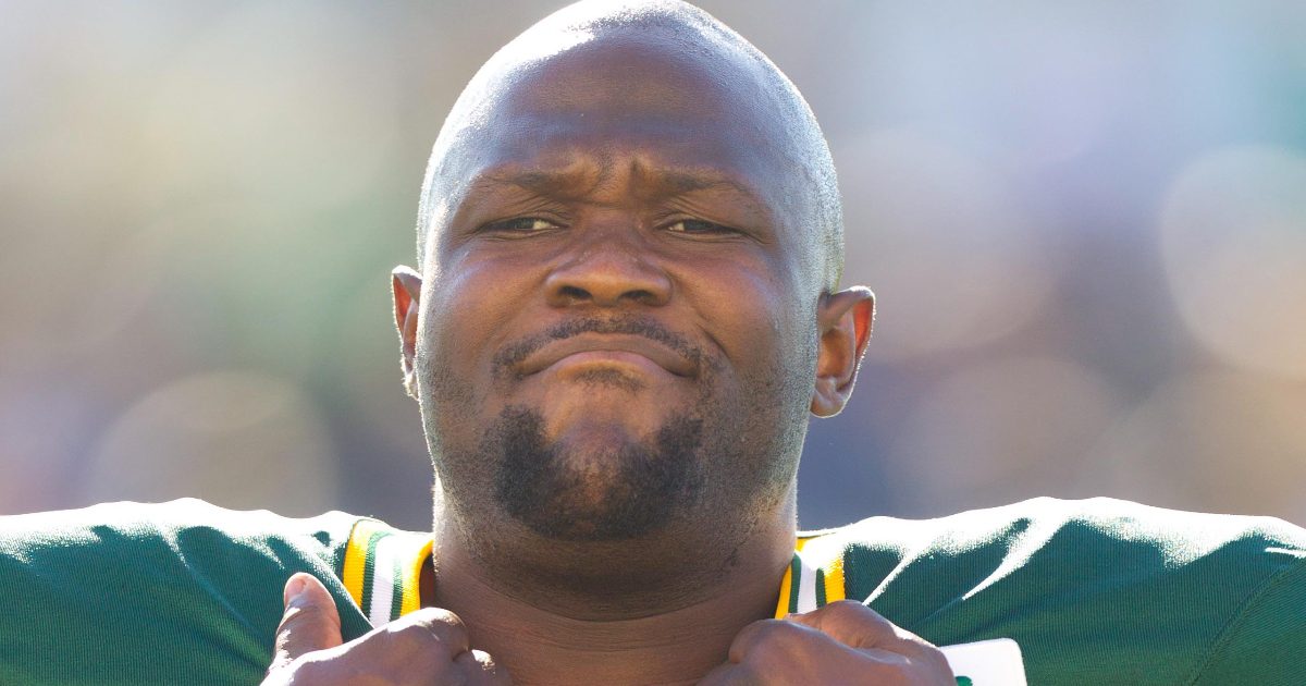 Daniel Muir charged with domestic battery, obstruction as police find ...