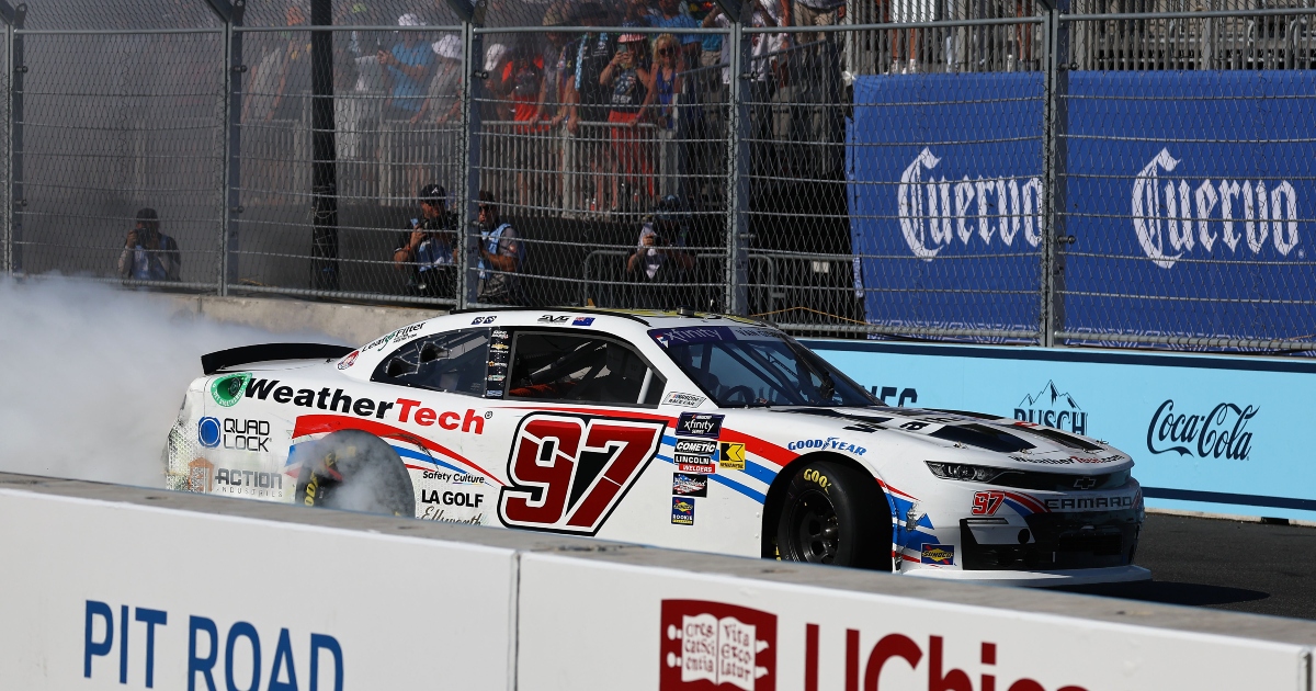 NASCAR insider picks winner, top-5 finishers, longshot for Chicago ...