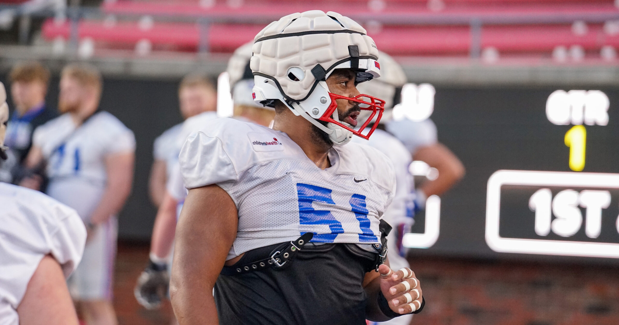 Taking a look at SMU's depth chart at inside offensive line - On3