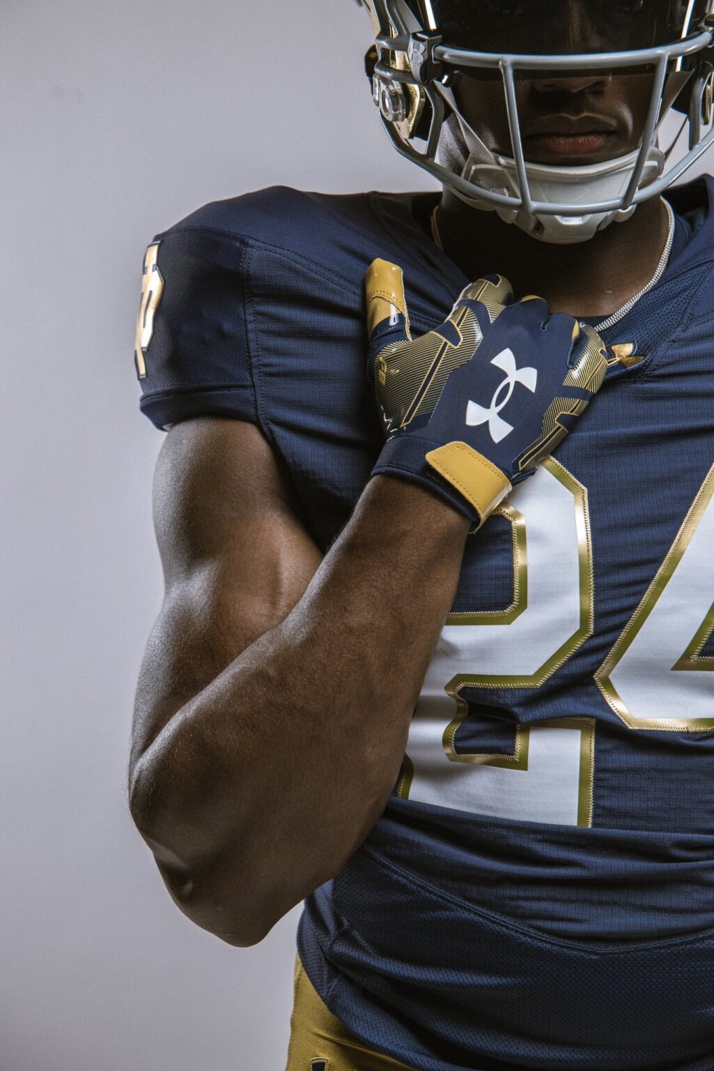 Look: Notre Dame football unveils updated home jerseys