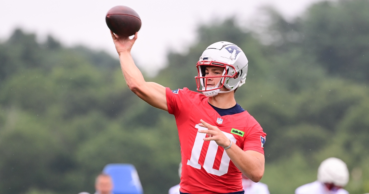 Mark Wahlberg welcomes Drake Maye to New England: 'Anybody f**** with ...