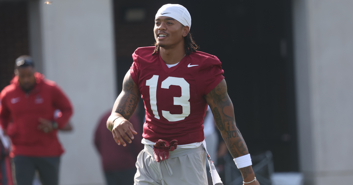 Malachi Moore enjoys having his brother as locker mate at Alabama