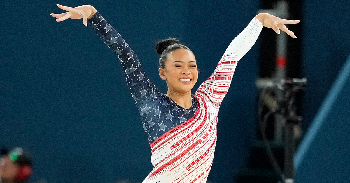 Suni Lee wins bronze in women's uneven bars final for third medal at ...