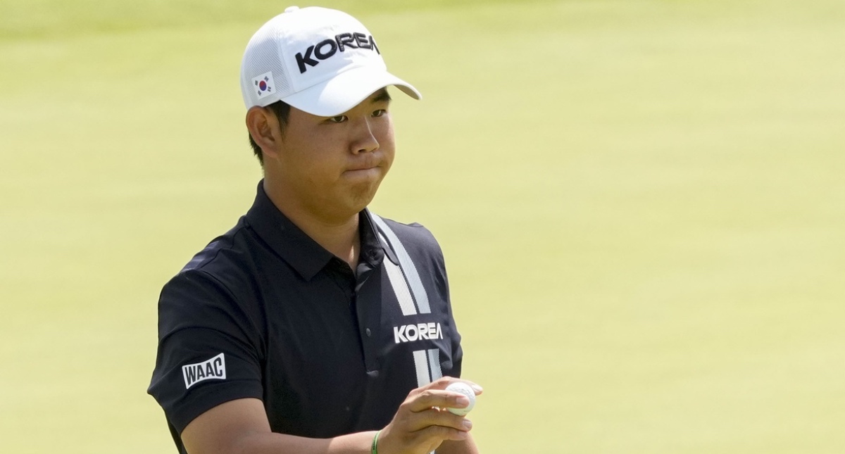Tom Kim emotional after missing medal in Olympic men's golf, remaining ...