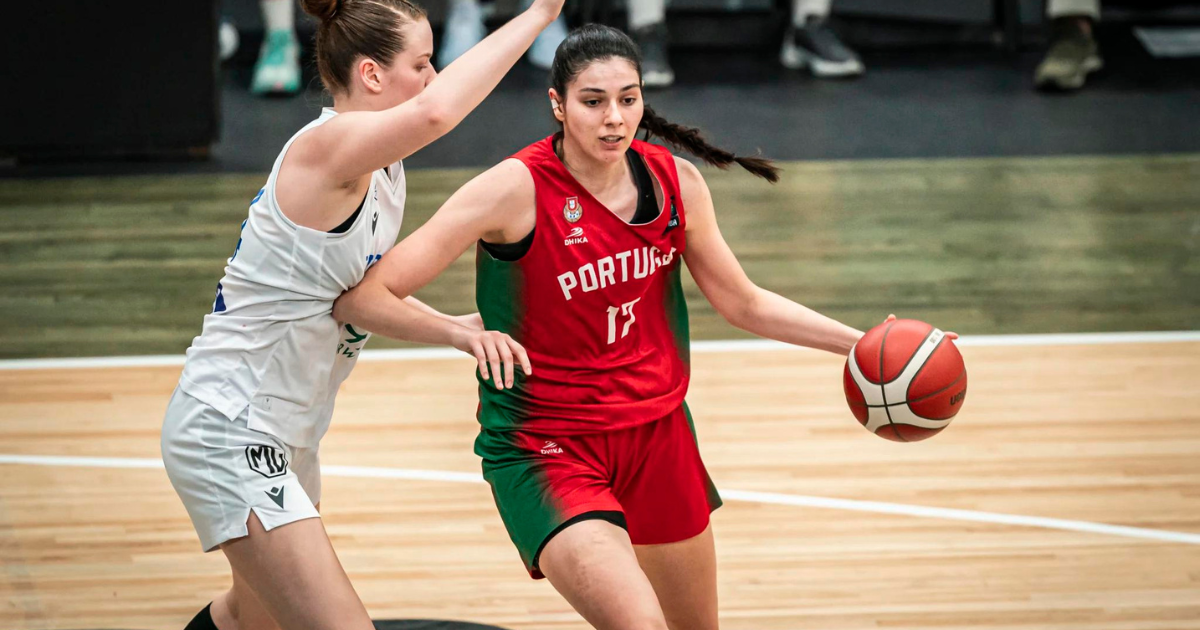 FILM ROOM: Clara Silva might just be one of the best freshman bigs in the country - On3