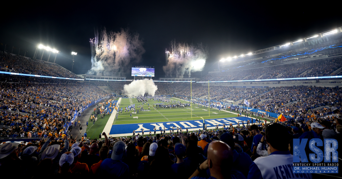 Kentucky shares sneak peek of new lighting system at Kroger Field