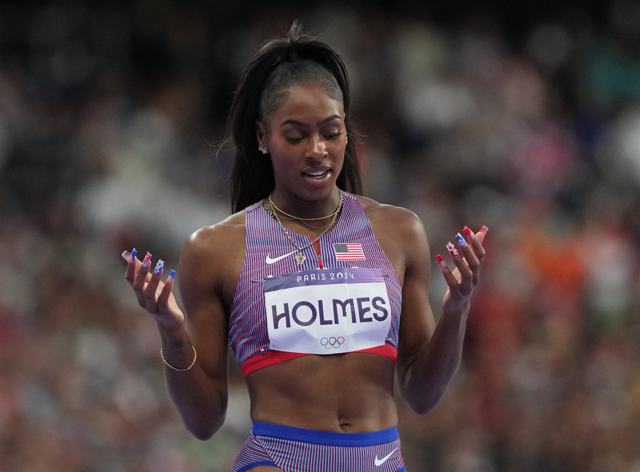 Alexis Holmes advances to 400-meter finals at the Olympics
